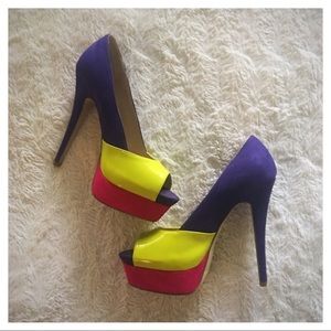 Shoe Dazzle - Poshmark